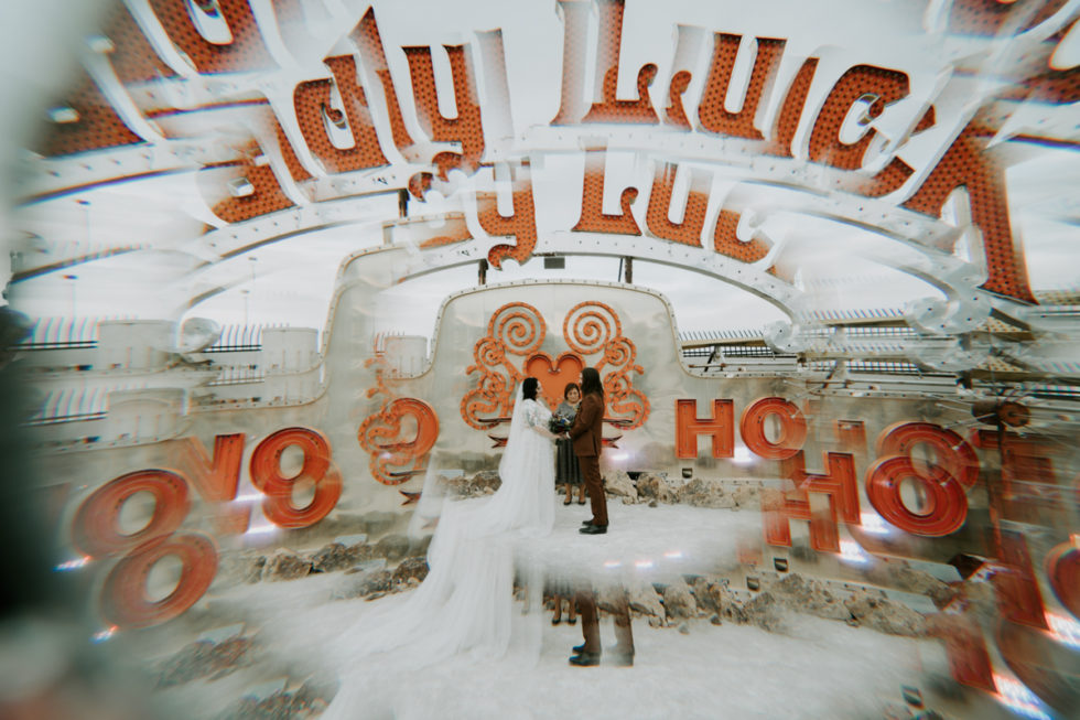 The New List of Alternative Wedding Vows for Mold-breaking Couples